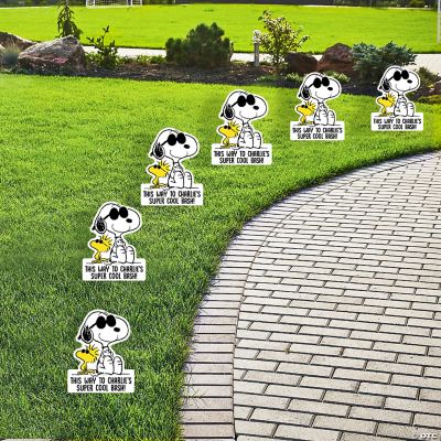 8" x 10" Personalized Peanuts® Snoopy & Woodstock Yard Signs - 6 Pc ...