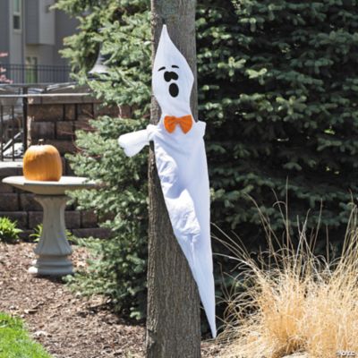 Top 92+ Pictures How To Make Ghosts To Hang In Trees Latest