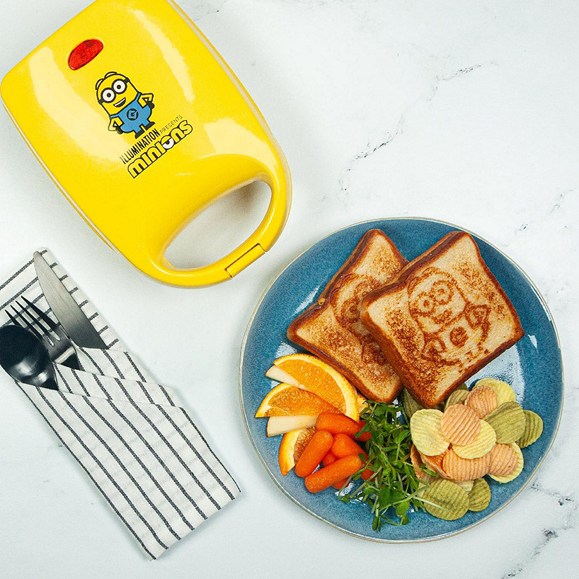 Uncanny Brands Minions Sandwich Maker - Small Kitchen Appliance ...