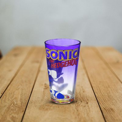 Sonic the Hedgehog 16oz Pint Glass | Oriental Trading