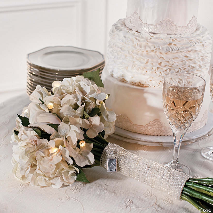 Light-Up Flower Bouquet Idea | Oriental Trading